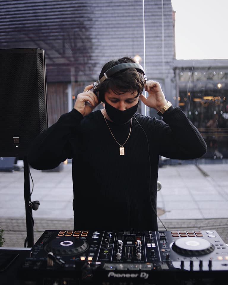 Dj Montello | Kaina nuo 550€ | Breezit