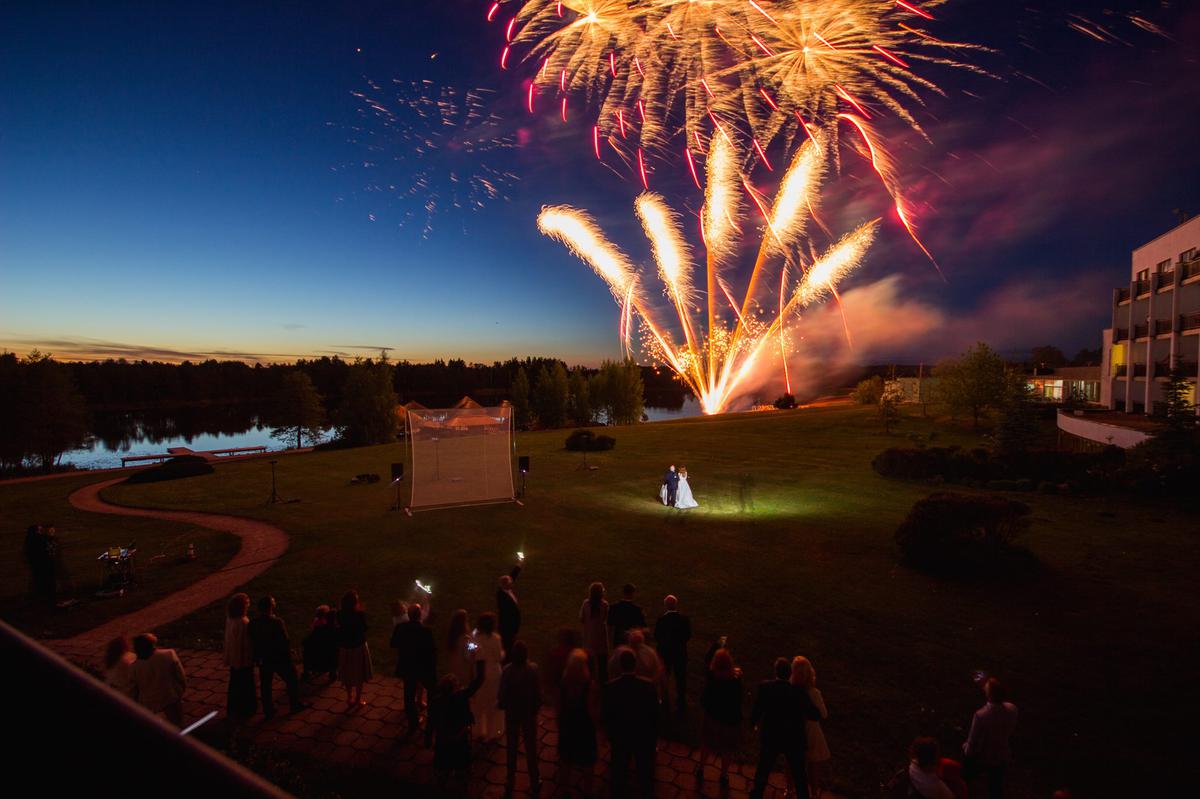 Šou ir pasirodymai įmonės renginiams (30) | Kaina nuo €120 | Breezit