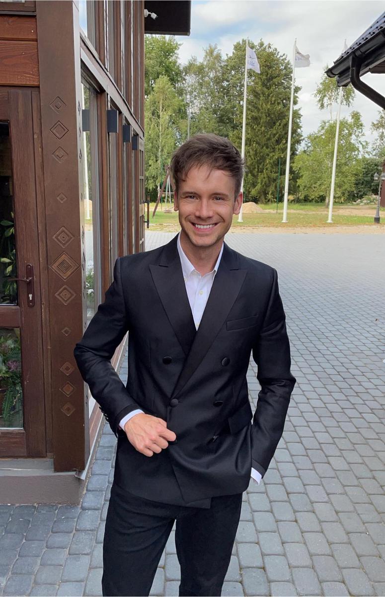 TOMAS JAZ | Kaina nuo 1000€ | Breezit