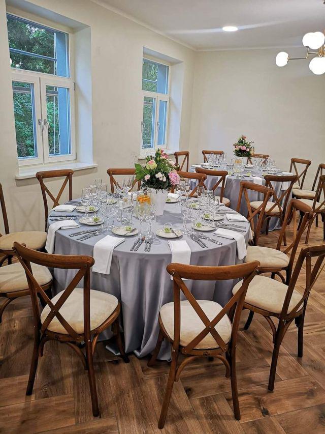 ELITE party stalai | Kaina nuo 10€ | Breezit