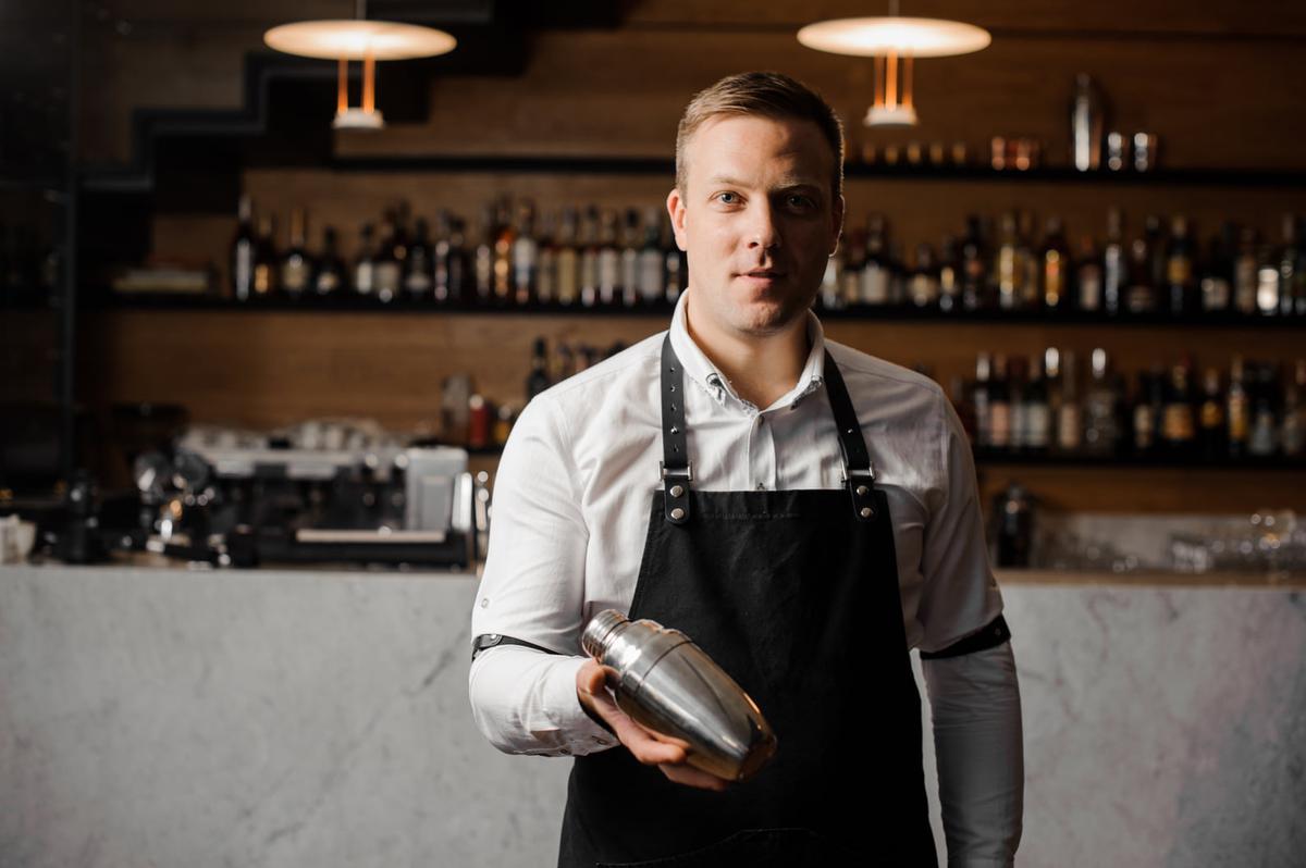 M2-BAR | Kaina nuo 500€ | Breezit