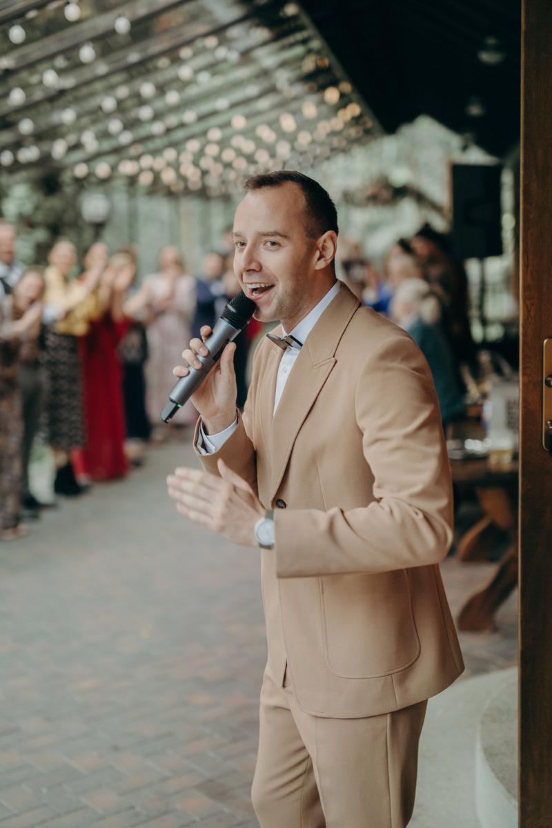 Vestuvių vedėjo paslaugos | Breezit