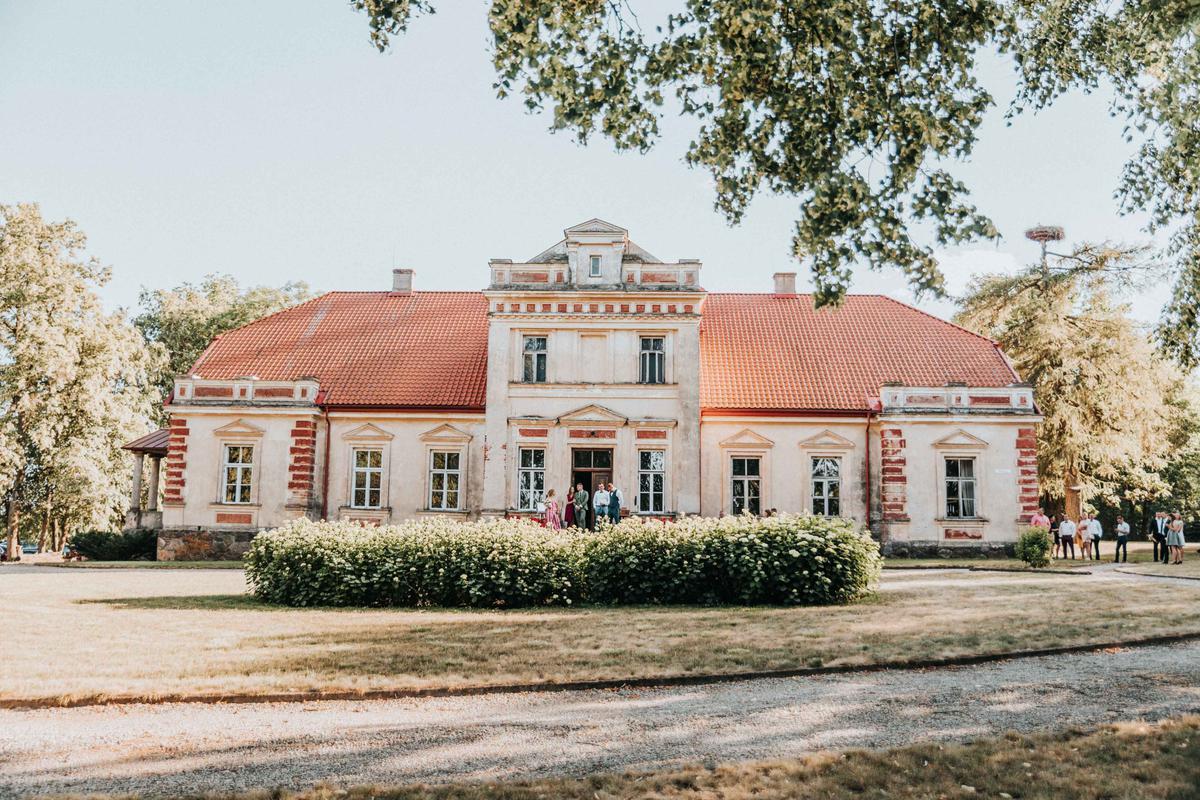 Dvarai vestuvėms | Breezit